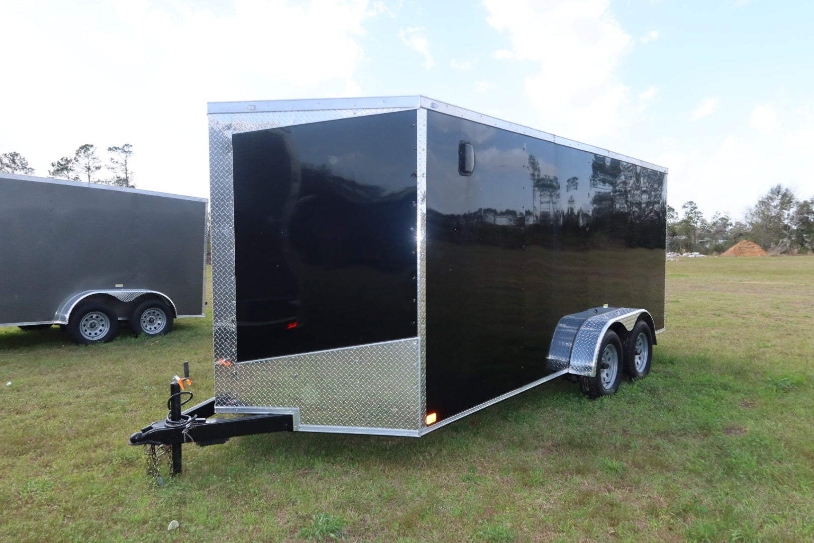 7x16 Tandem Axle - .80/6'3"/Black/Ramp | Overland Trailers